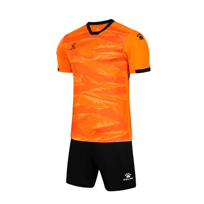 Nogometni dresi - Športna trgovina Kelme Slovenija